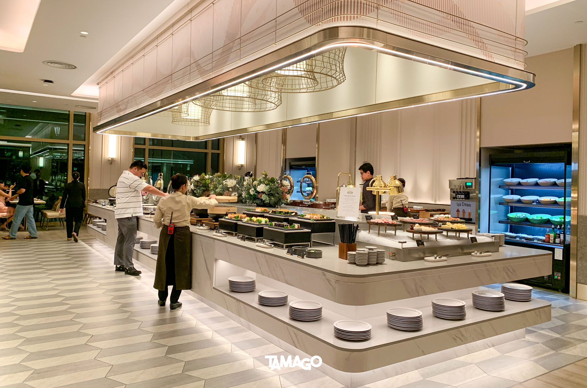 ฝากท้องมื้อสำคัญที่โรงแรมหรู Grande Centre Point Prestige ราชดำริ ...